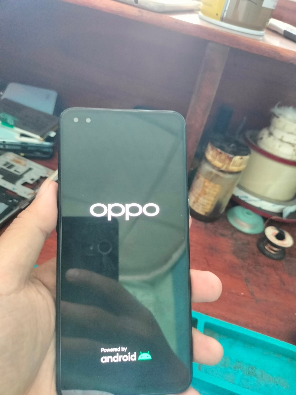 Reno 4 treo logo fix ok - CrackMobile.Net